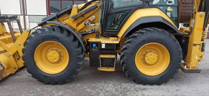 Caterpillar Cat 444 F2 – Europe Magri