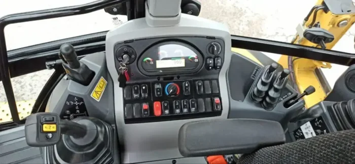 Caterpillar Cat 444 F2 – Europe Magri