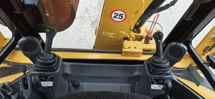 Caterpillar Cat 444 F2 – Europe Magri